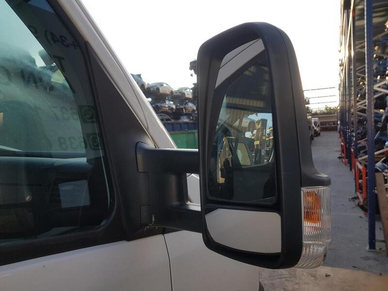 A9068890031 headlamp mounting bracket lh for MERCEDES SPRINTERII CAJA ...