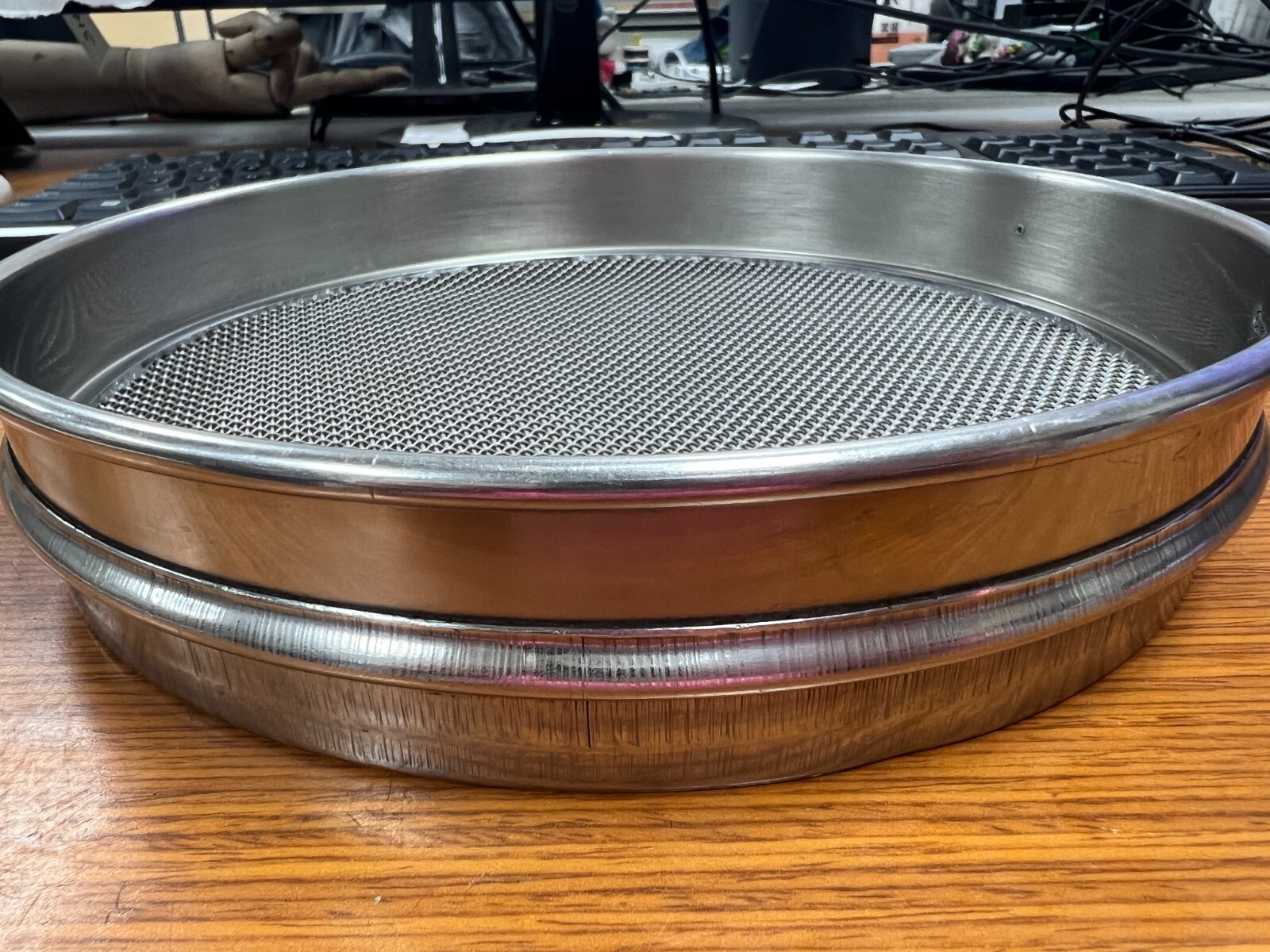 👀 NEWARK WIRE NO. 14 SS US STANDARD SIEVE SERIES 1.40 OPENING MM .0555 ...