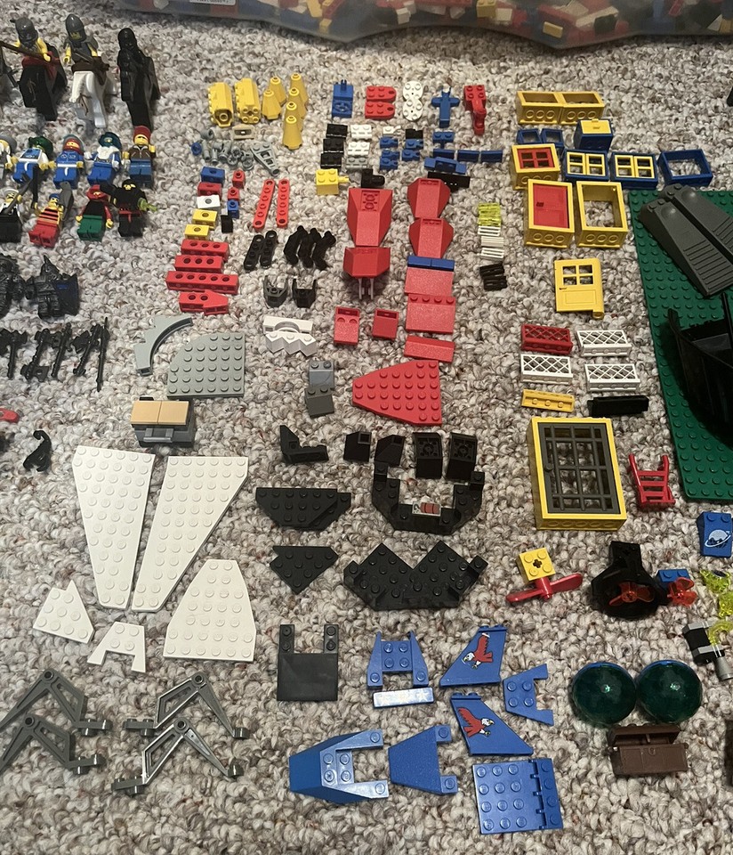 Huge 1990’s Vintage Lego Lot, Men, Animals, Accessories, Vehicle Parts ...
