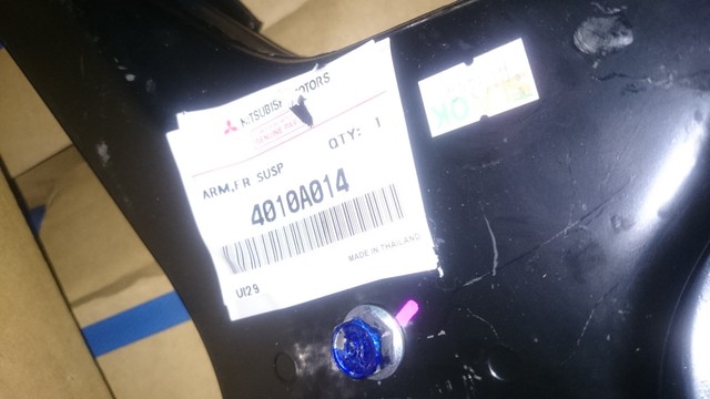 OEM Mitsubishi Upper Control Arm Right Side for L200 - Triton 4010A014 ...