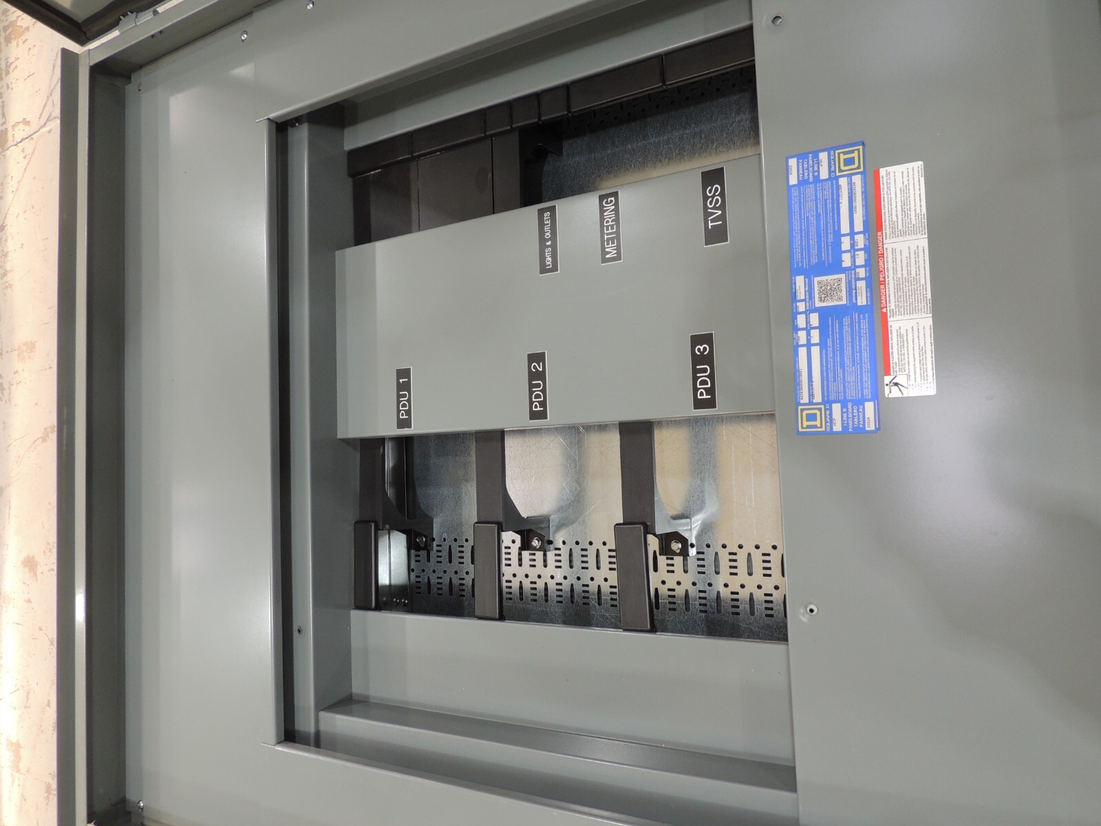 Square D I-Line Panelboard 1200 AMP 480V 3P/4W 30 CIRCUIT 2 RAIL 3 RAIL ...