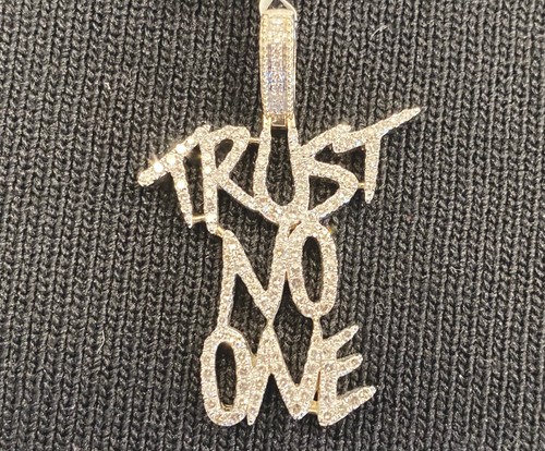 10K SOLID YELLOW GOLD .75 CARAT REAL DIAMOND 1.25 INCHES TRUST NO ONE ...