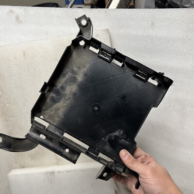 2017-2023 AUDI A4 QUATTRO B9 ECU ECM ENGINE COMPUTER MODULE MOUNT ...