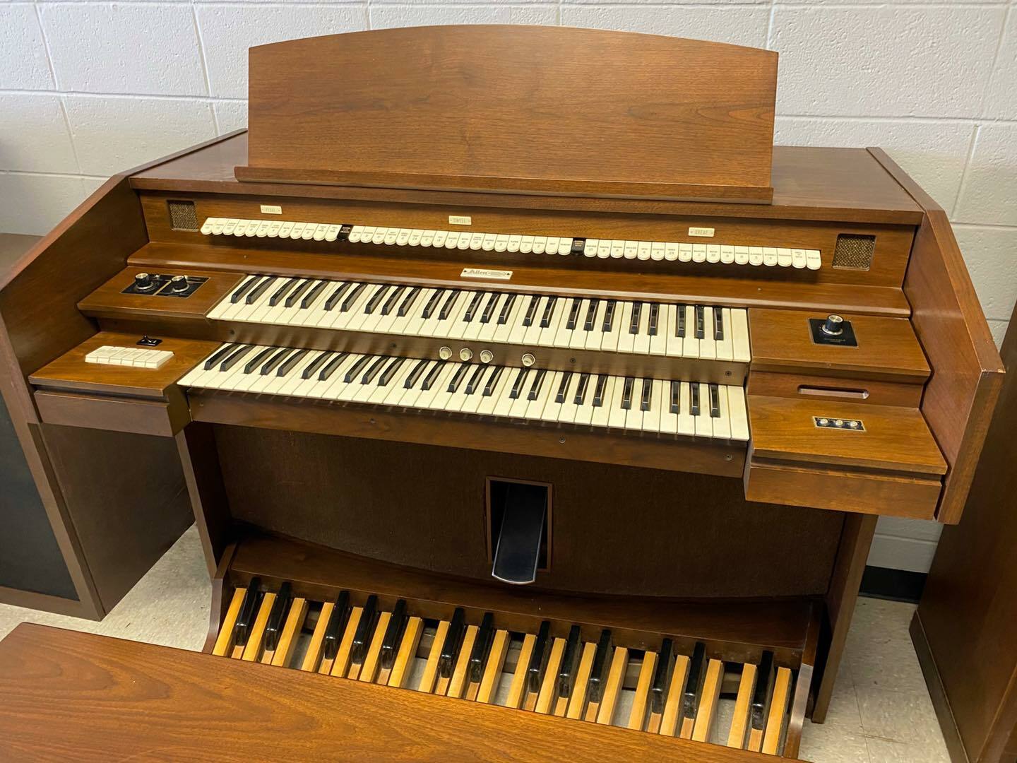 Digital Organ for sale | Only 4 left at -70%