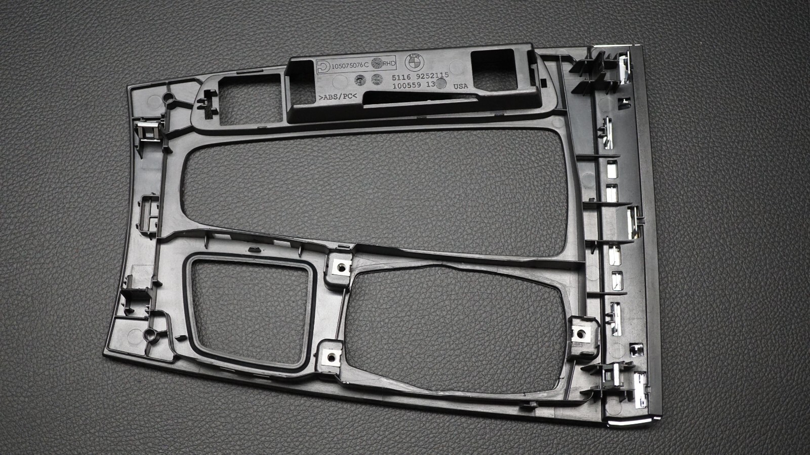 OEM BMW X5 X6 F15 F16 CENTER CONSOLE SURROUND TRIM RHD 9252115 / ...