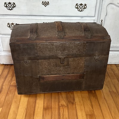Vintage STEAMER TRUNK chest camelback humpback antique victorian | eBay