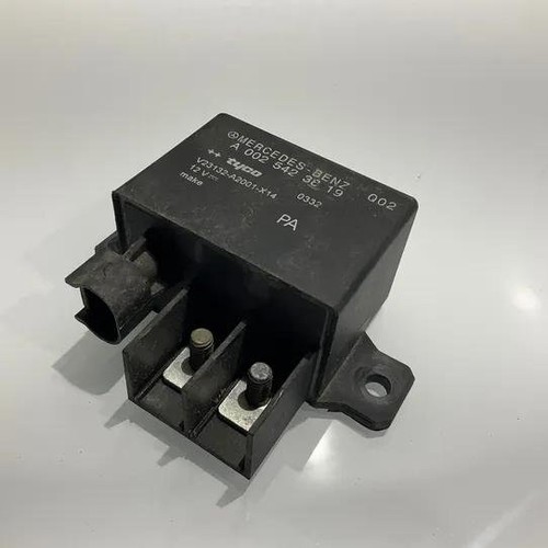 MERCEDES-BENZ E W211 A0025423819 V23332A2001X14 0025423819 Relais 2.70 ...
