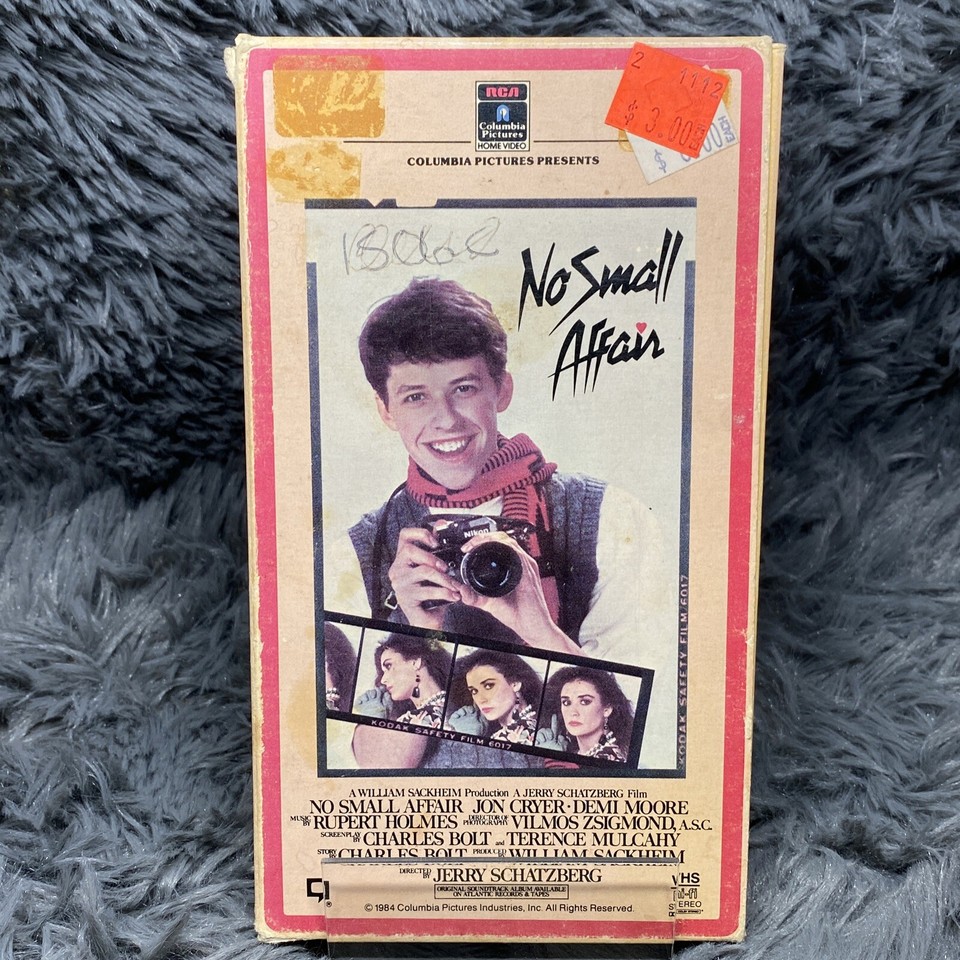 No Small Affair VHS Tape 1984 1st Print RCA Columbia Demi Moore Jon ...