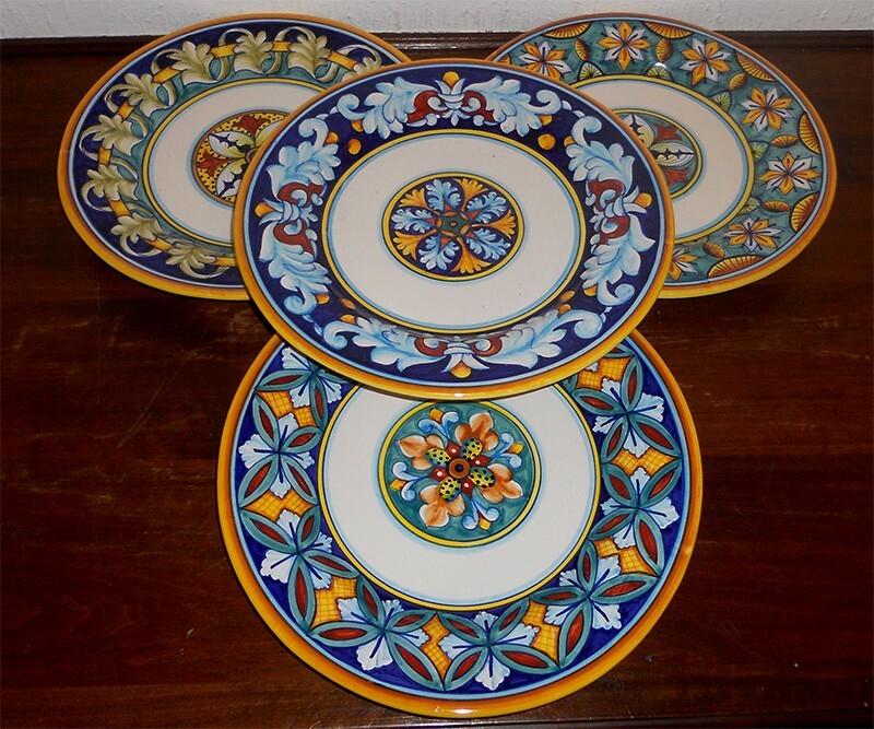 DERUTA ITALIAN POTTERY NEW SET OF 4 BIG GEO PATTERN DINNER PLATES, HAND ...