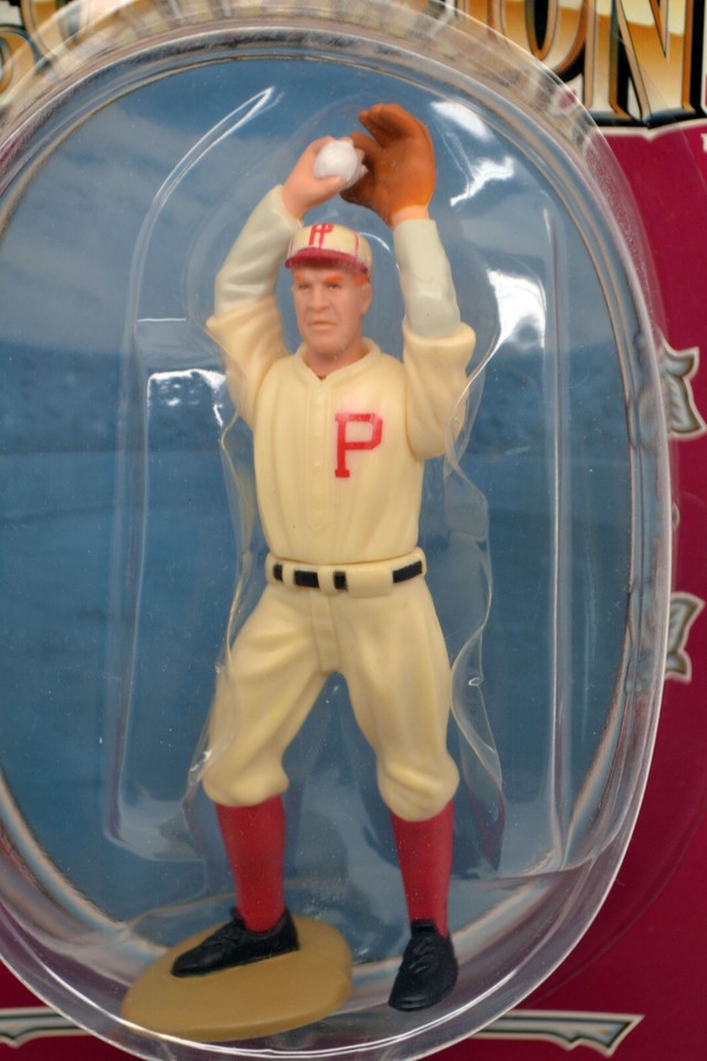 Lot of 2 1996 Starting Lineup MLB Cooperstown Robin Roberts & Grover ...