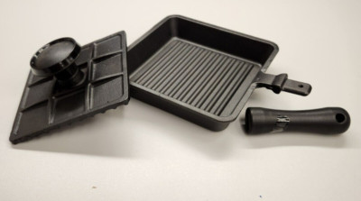 Mini Cast Iron Panini Pan with Press BLTs Grilled Cheese Coarse Panini ...