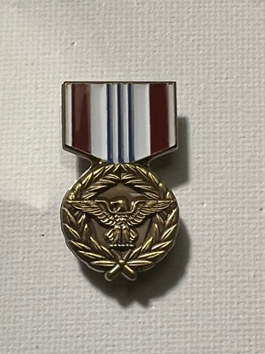 US DEFENSE MERITORIOUS SERVICE MEDAL HAT/LAPEL PIN (EE-P15314) | eBay