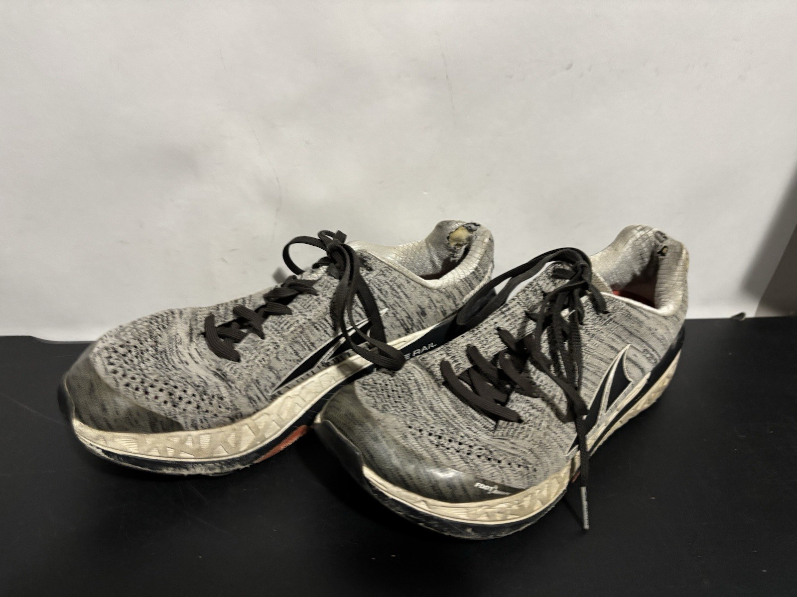 Altra Mens Guide Rail Running Shoes Black Gray Mens S… - Gem