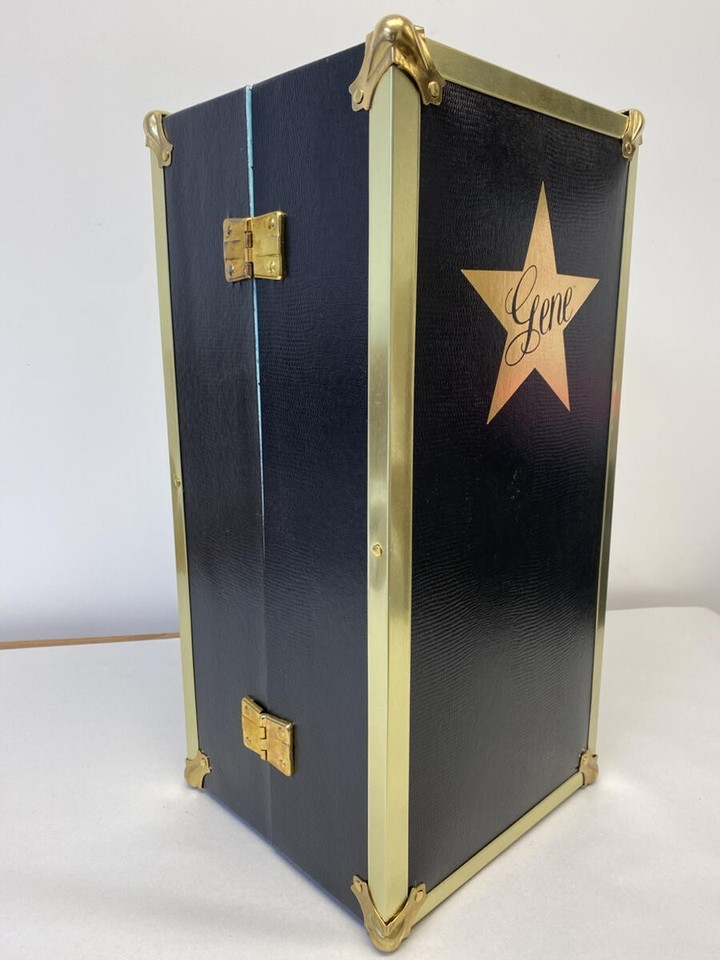 GENE'S WARDROBE TRUNK "WHAT'S A GIRL TO WEAR?" BLACK ASHTON DRAKE DOLL ...