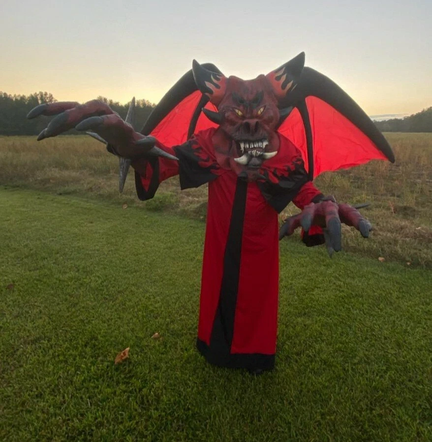 Creature Reacher Costume