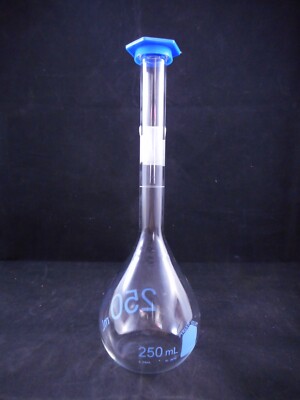PYREX Vista Glass Class B 250mL Volumetric Flask with Blue PE Snap-Cap ...