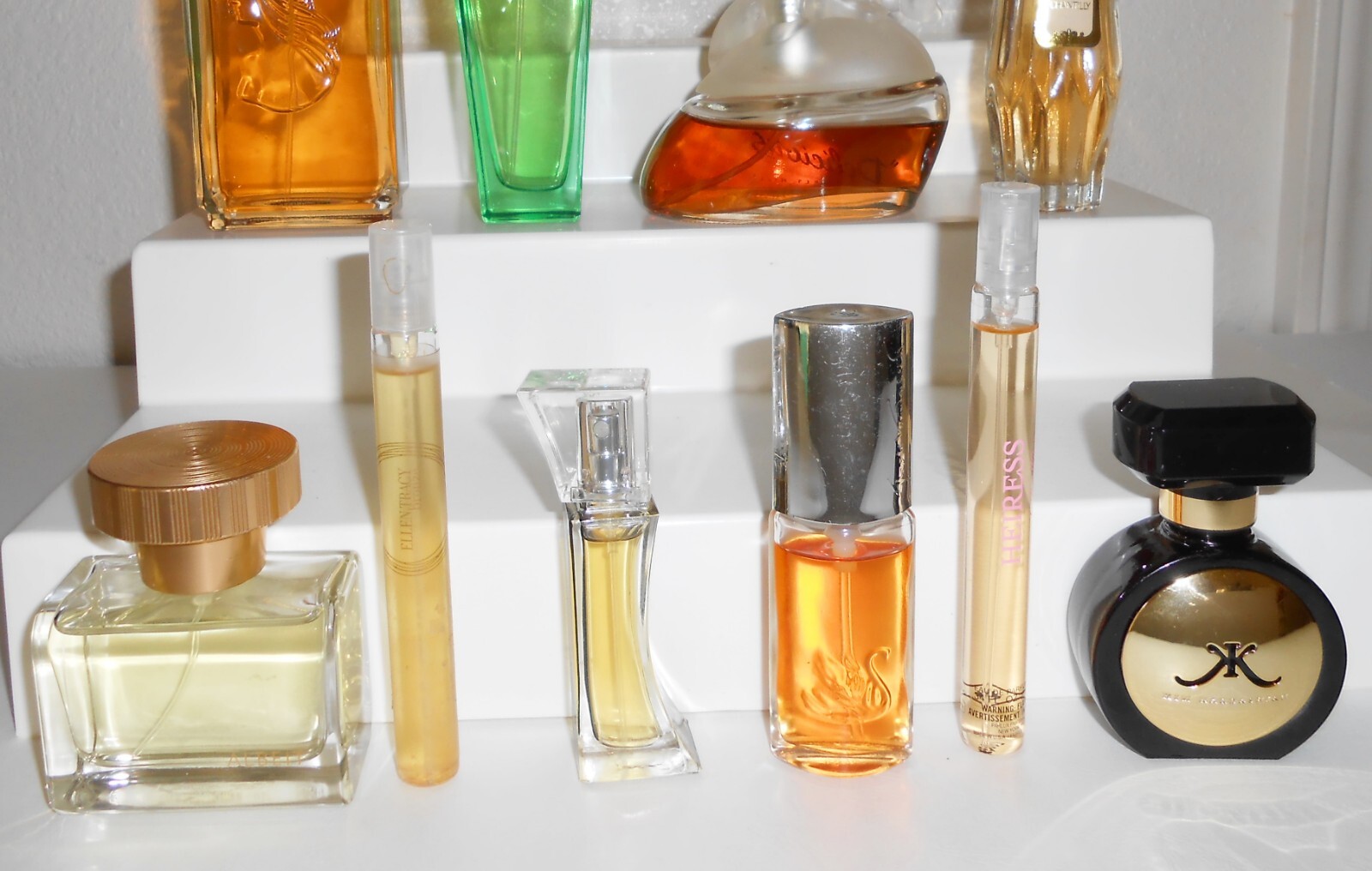 Lot #E - Cologne Parfum Fragrance Lot Gayle Hayman, Elizabeth Taylor ...