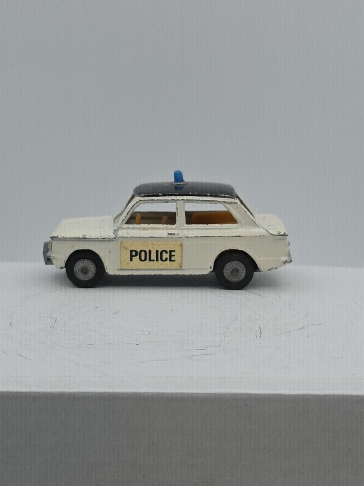 Corgi Toys 506 Sunbeam Imp Police 1/43 No Glass In Car Missing ...