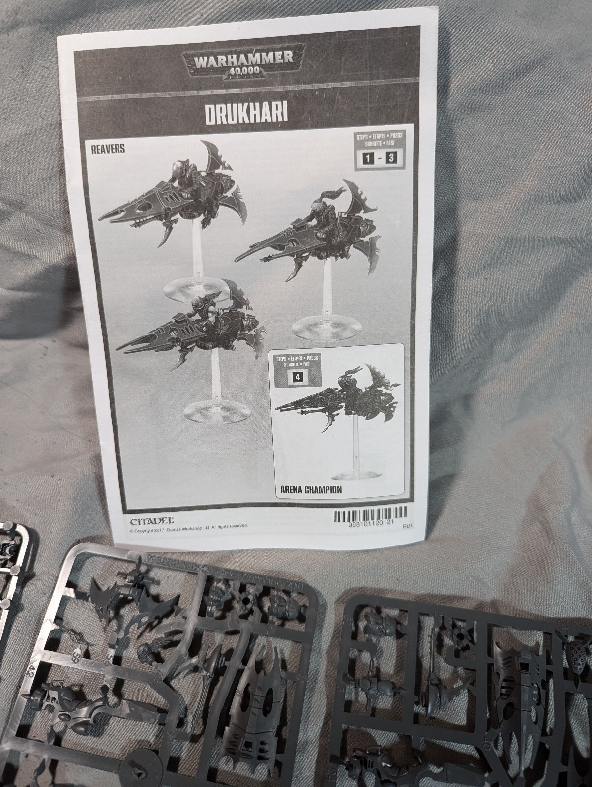 Warhammer 40K Drukhari : Dark eldar reavers (x3) • New on Sprue | eBay