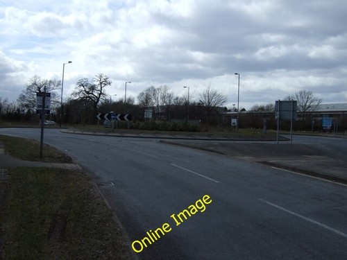 Photo 6x4 Heathcote Lane Royal Leamington Spa Approaching roundabout ...