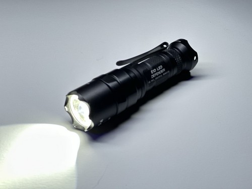 Surefire E1D Defender Flashlight | eBay