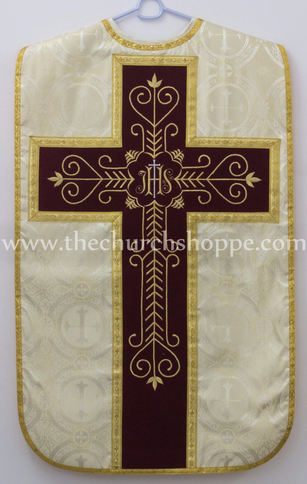 NEW Metallic Gold Roman Chasuble Fiddleback Set Vestment Fiddleback and ...