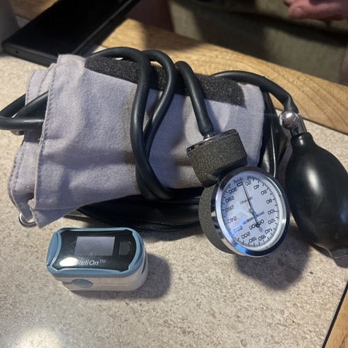 ReliOn Oximeter And Omron Blood Pressure Monitor | eBay