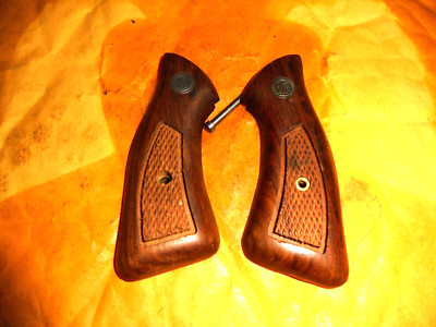 Service Grips & Screw for Rossi Model 31,38,51,68,687,69,70,88,89 ...