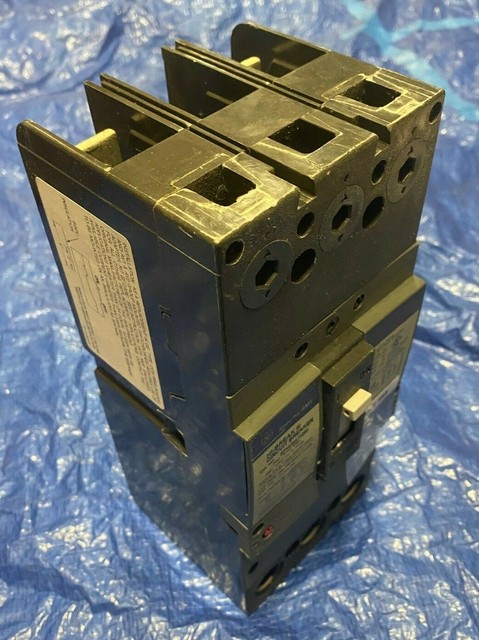 GE SFHA SFHA24AT0250 2 Pole 250 Amp Circuit Breaker for sale online | eBay