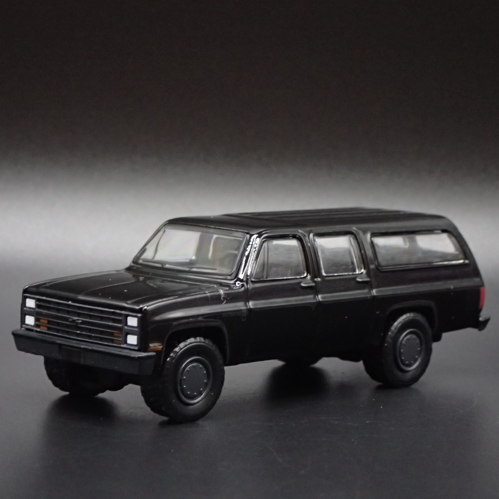 1973-1991 CHEVY CHEVROLET SUBURBAN K20 DELUXE 1:64 SCALE DIECAST MODEL ...