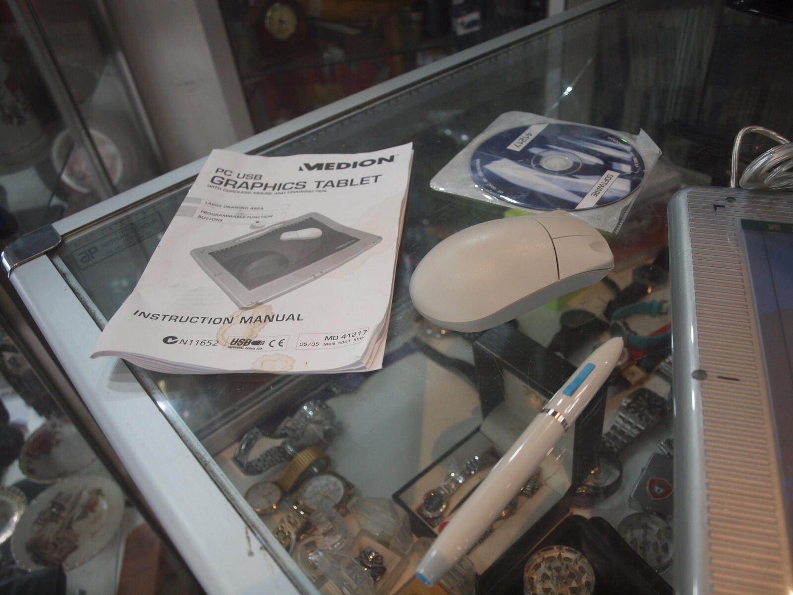 Medion PC USB Graphics Tablet with cordless mouse & drawing pen MD41217 ...