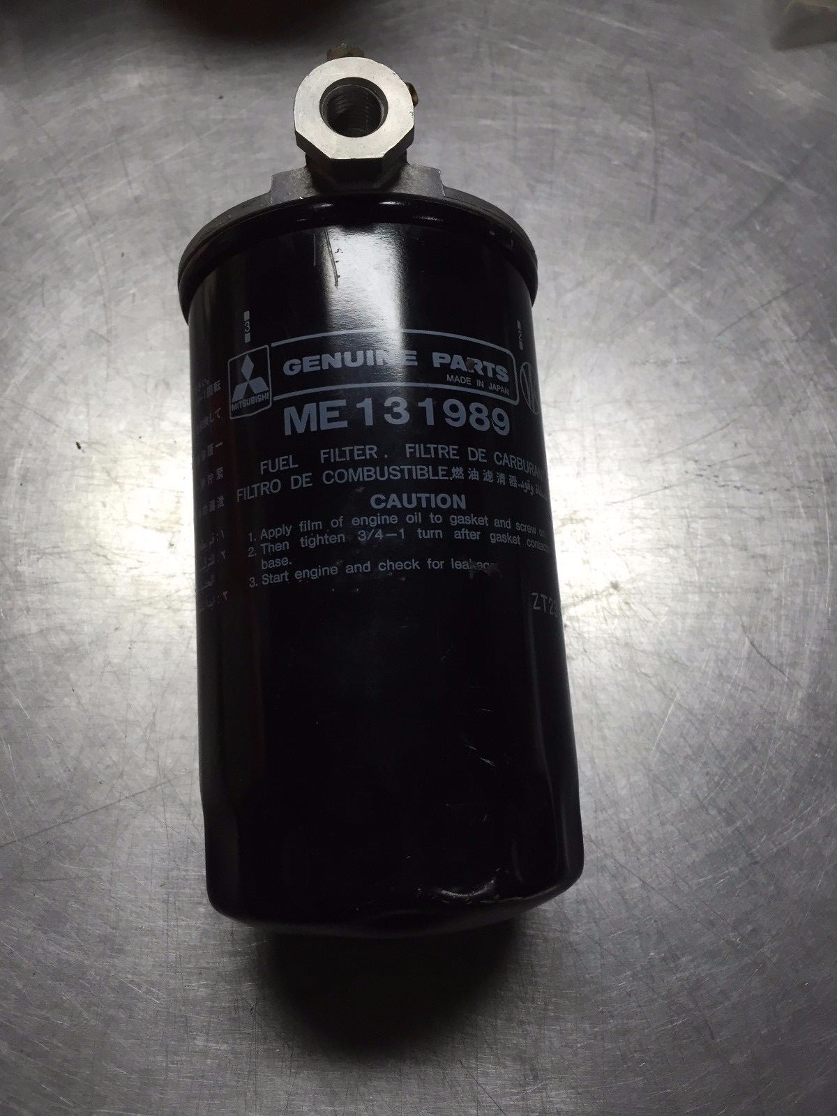 ME131989 GENUINE Mitsubishi Fuel Filter & Filter Head | eBay