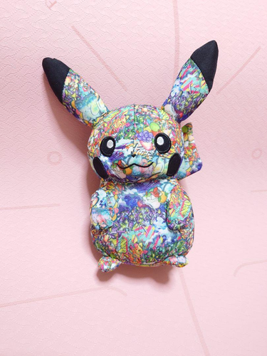 Pokemon Center Shibuya Limited Edition Pikachu Peluche Graffiti Art ...