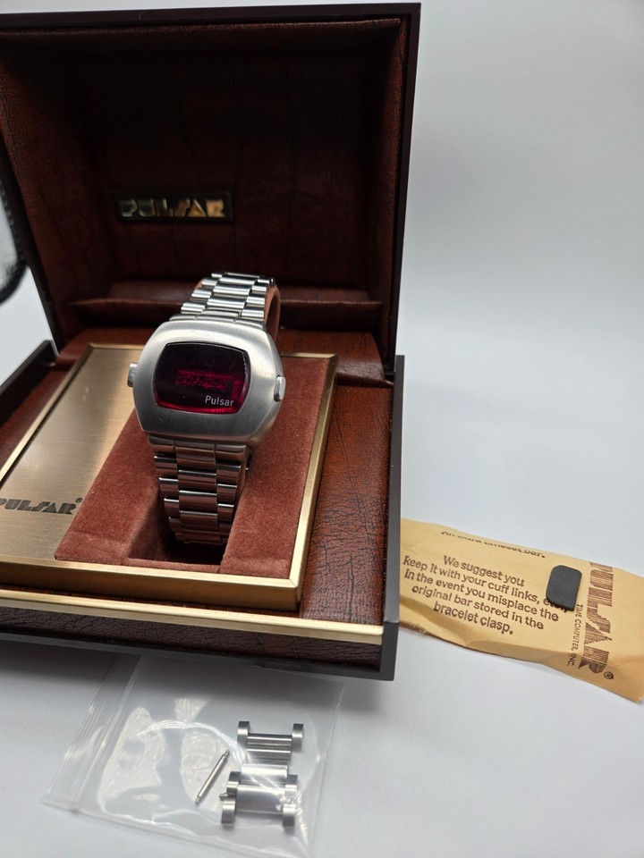 VINTAGE Pulsar 3230 P2 P3 LED Time Computer Digital Wristwatch with box ...