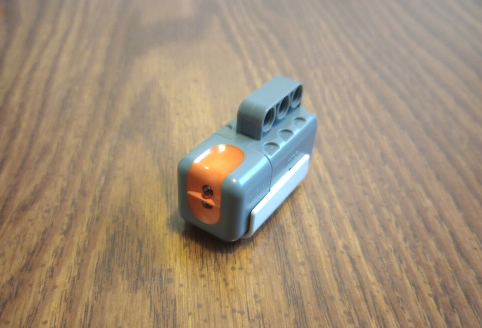 LEGO MINDSTORMS NXT Light, Sound, Touch, and Ultrasonic Sensors LOT OF ...