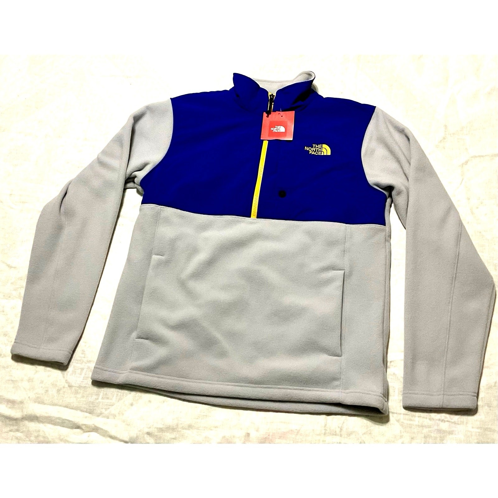 Men’s Mediun The North Face Sun Rise 1/4 Zip Pullover Heather light ...