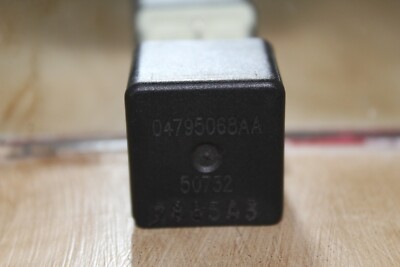 857-Chrysler Jeep Dodge (1995-2010) 4 Pin Multi-Use Black Relay ...
