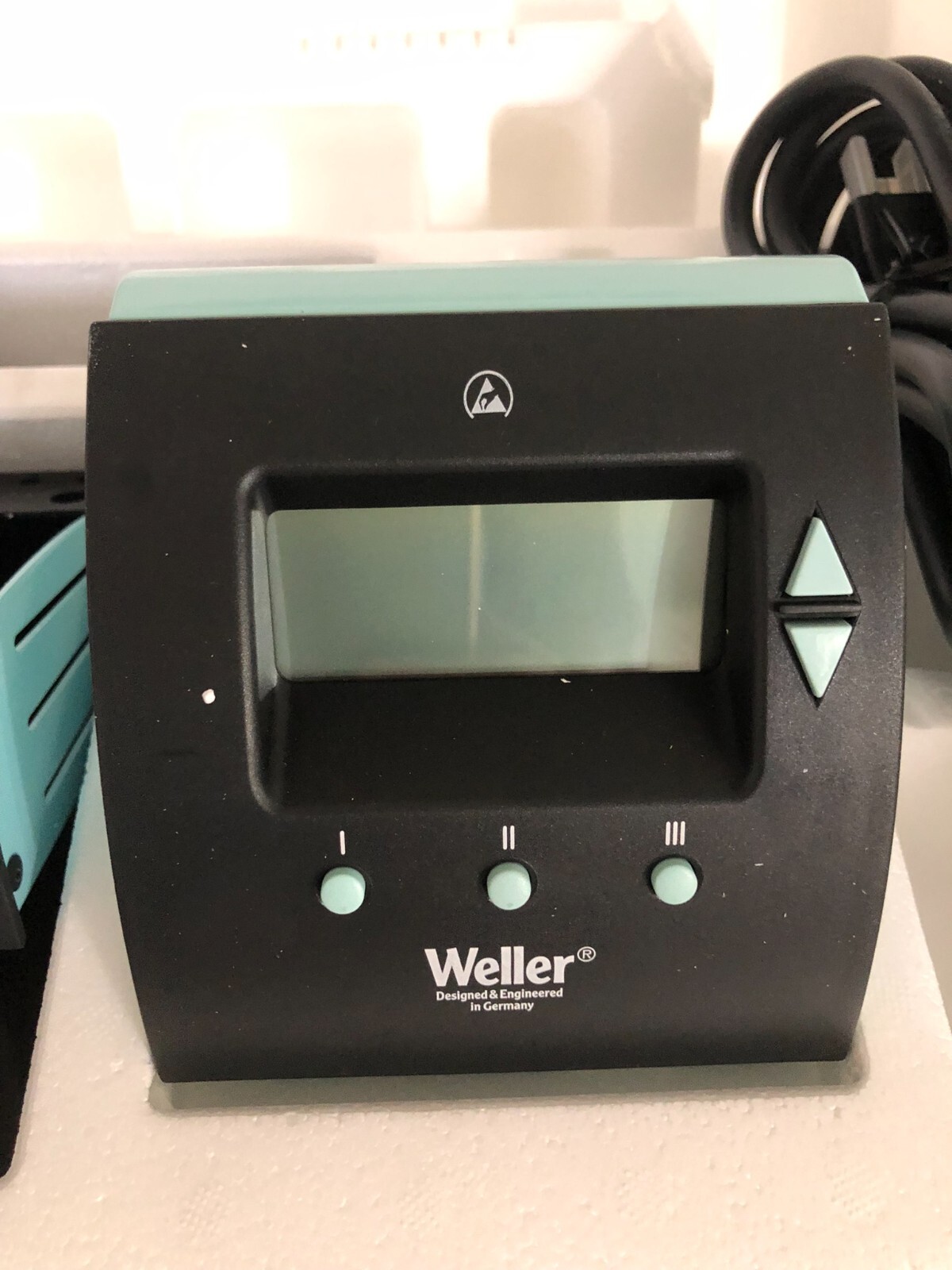 WELLER SOLDERING STATION WD1003N/WP65 WHIT DESOLDERING PUMP | eBay