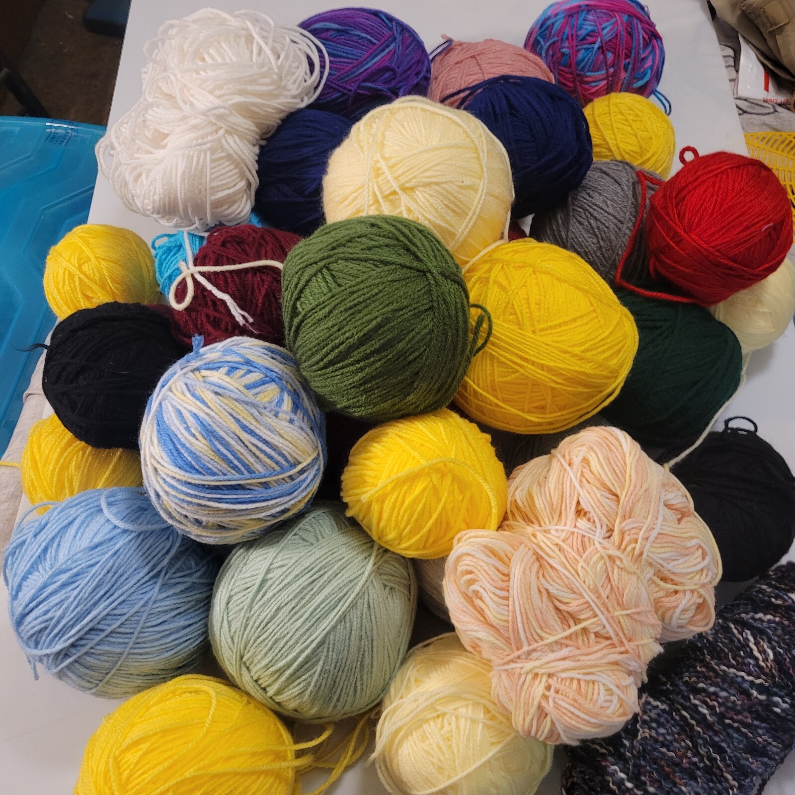 Mix Lot Of 1 Lb Scrap Yarn Random Colors | eBay