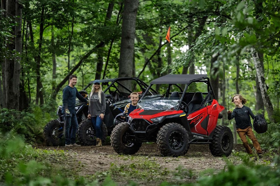Polaris RZR 200 EFI Kids SxS ATV (2 Seater) - Indy Red - £4,798 + VAT ...