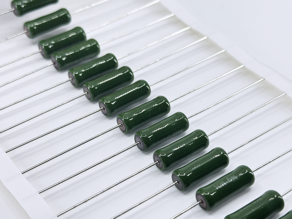 10PCS G24071931009J7B000 Vishay G204 10Ohm 5% 7W Vitreous Wirewound ...