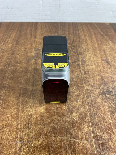 Banner Engineering Model LT7PLVQ L-Gage Laser Photo-electric Distance ...