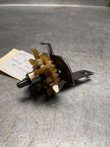 OEM GOOD USED BRIGGS 331877-2371-G5 GOVERNOR / OIL SLINGER 691968 | eBay