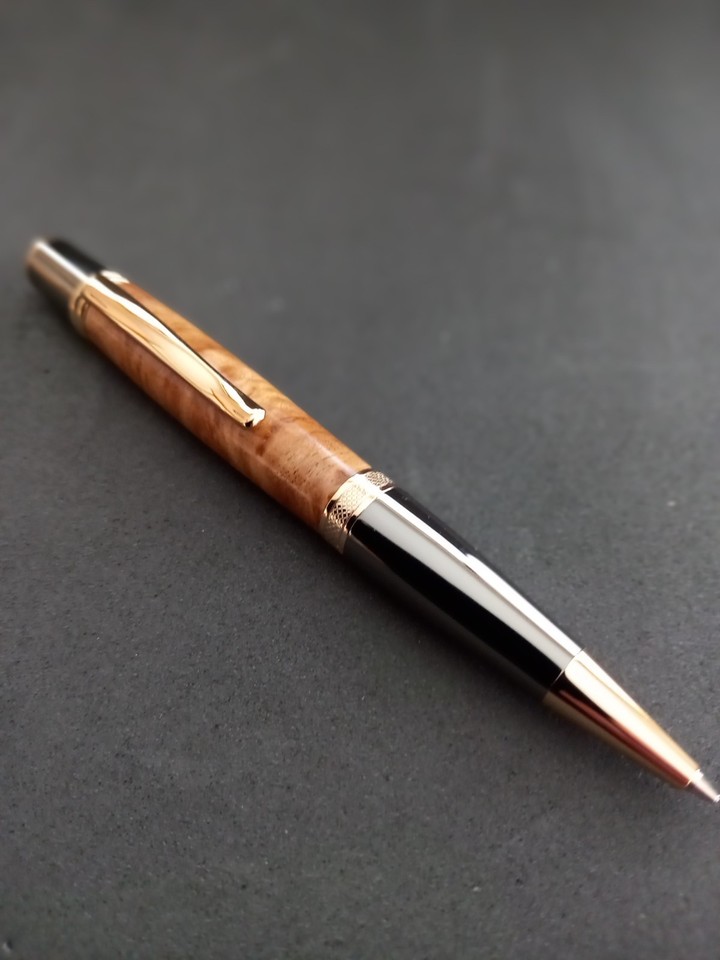 TASMANIAN MYRTLE BURL SIERRA STYLE BALL POINT TWIST PEN | eBay Australia