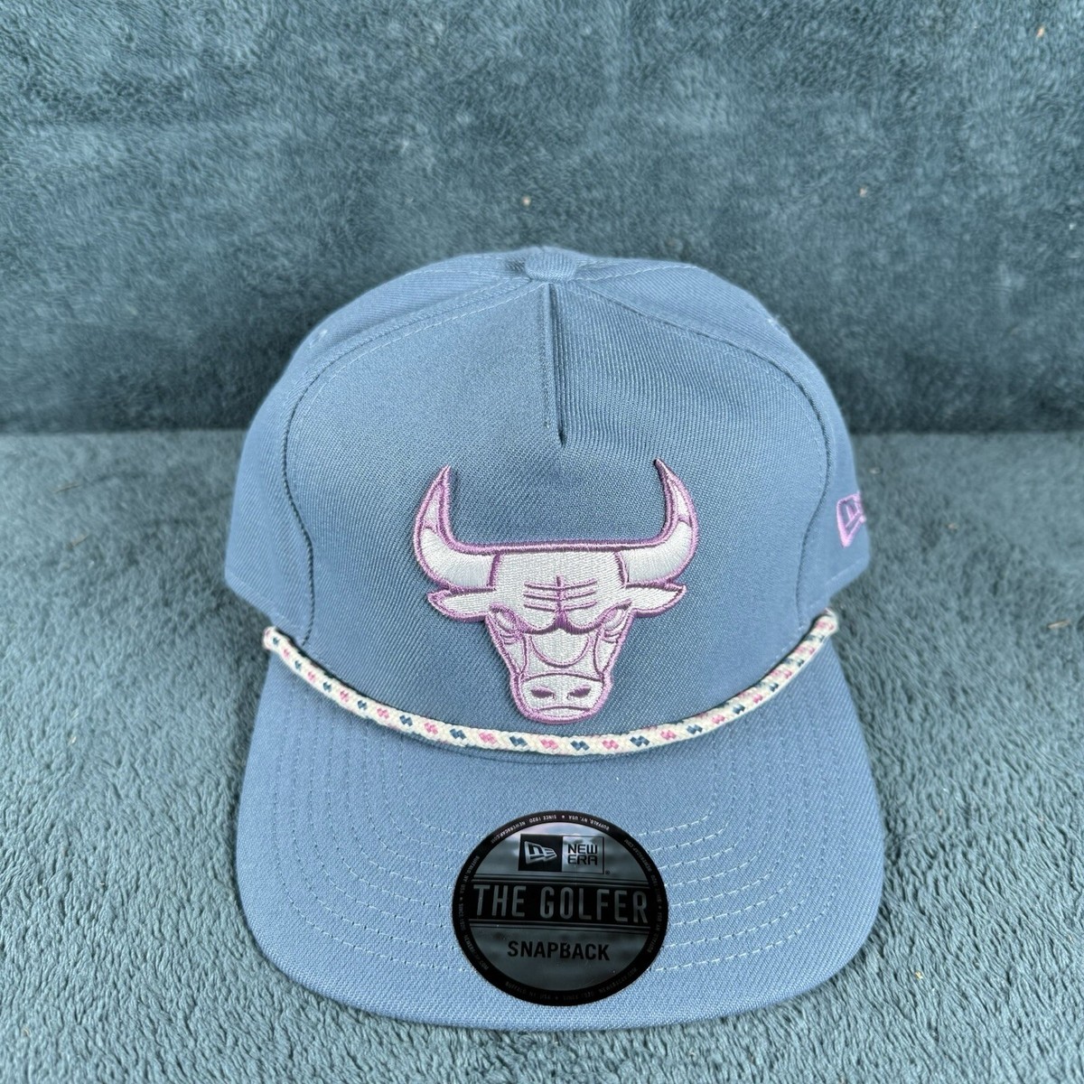 Pink Chicago Bulls Logo Chicago Bulls Derrick Rose 1.4.25 Logo Shirt,