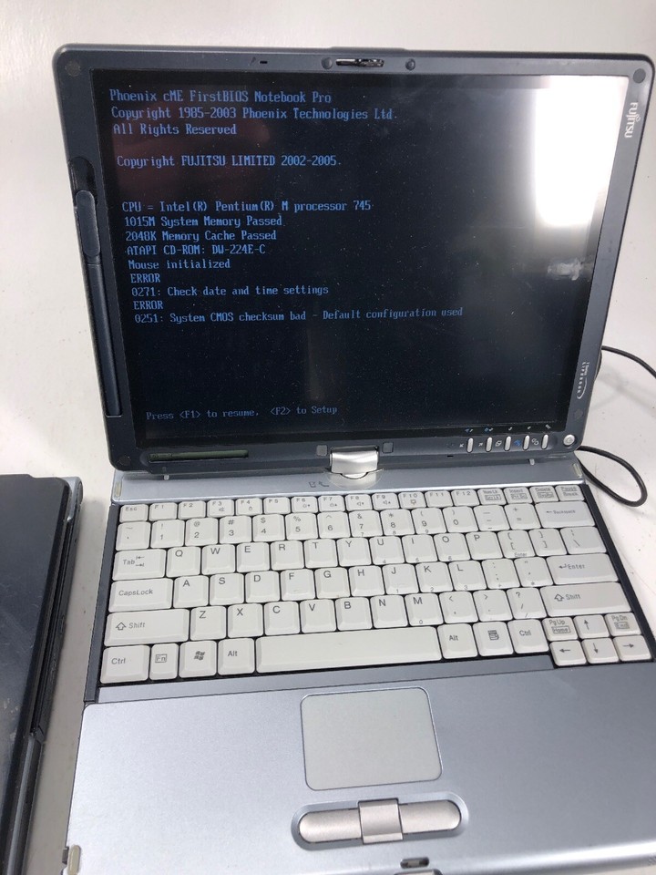 LOT Of 2 Fujitsu Lifebook T Series T4010 Tablet 1GB Ram No Hard drive ...