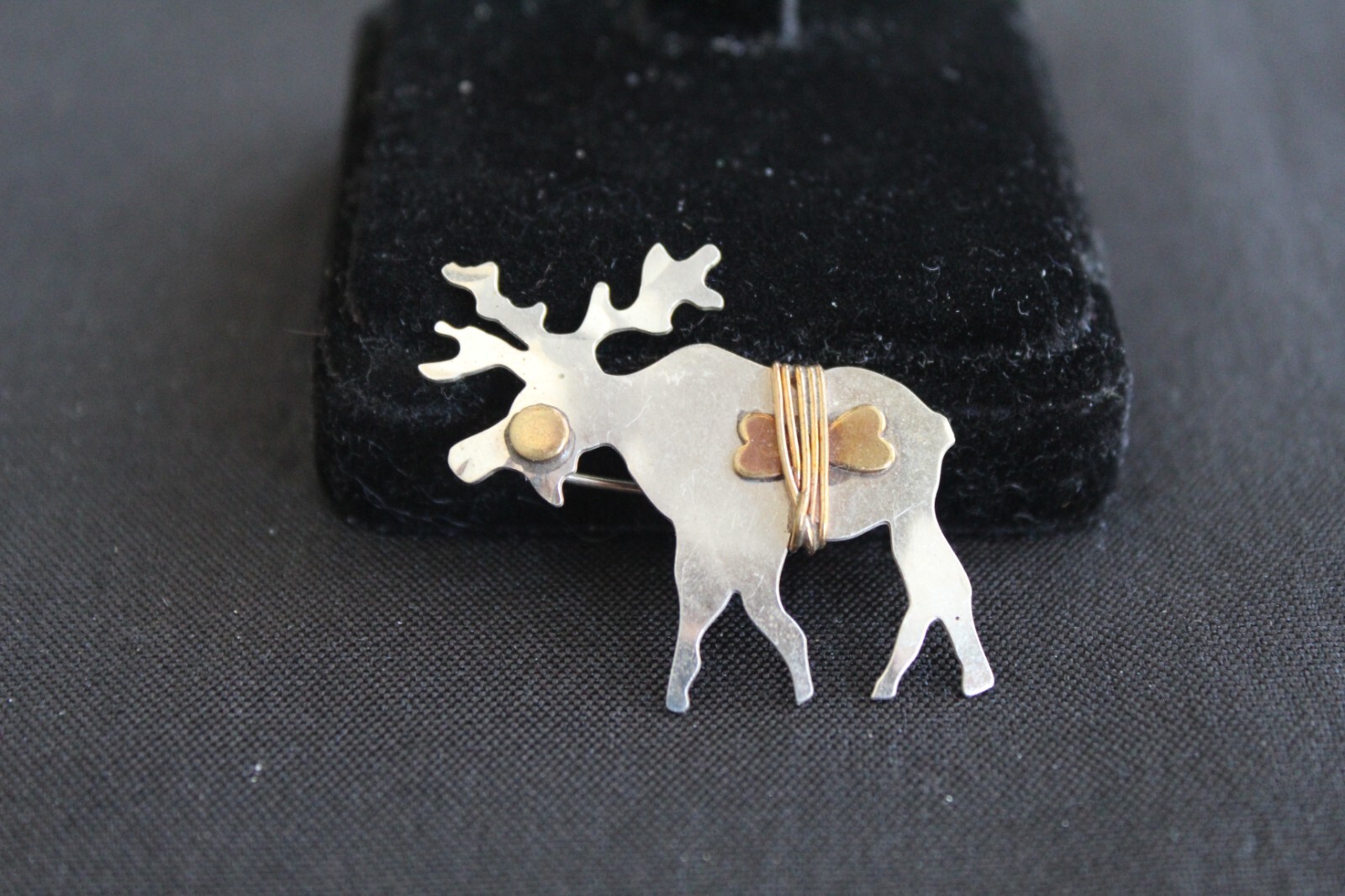 Vintage Artist Made Metal Moose Pin - Gem