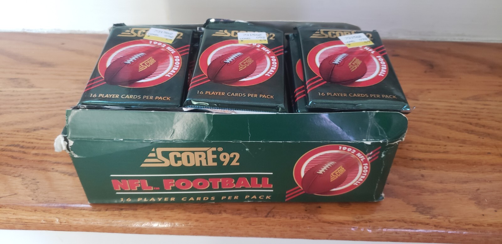 1992 Score NFL Football Trading Cards Sealed - 33 Packs - 16 Cards Per ...