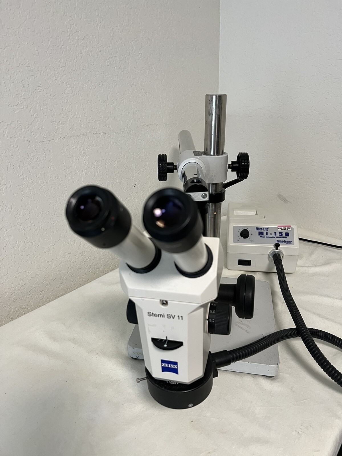 Zeiss Stemi SV 11 Microscope With Fiber-Lite MI-150 High Intensity Illuminator | eBay
