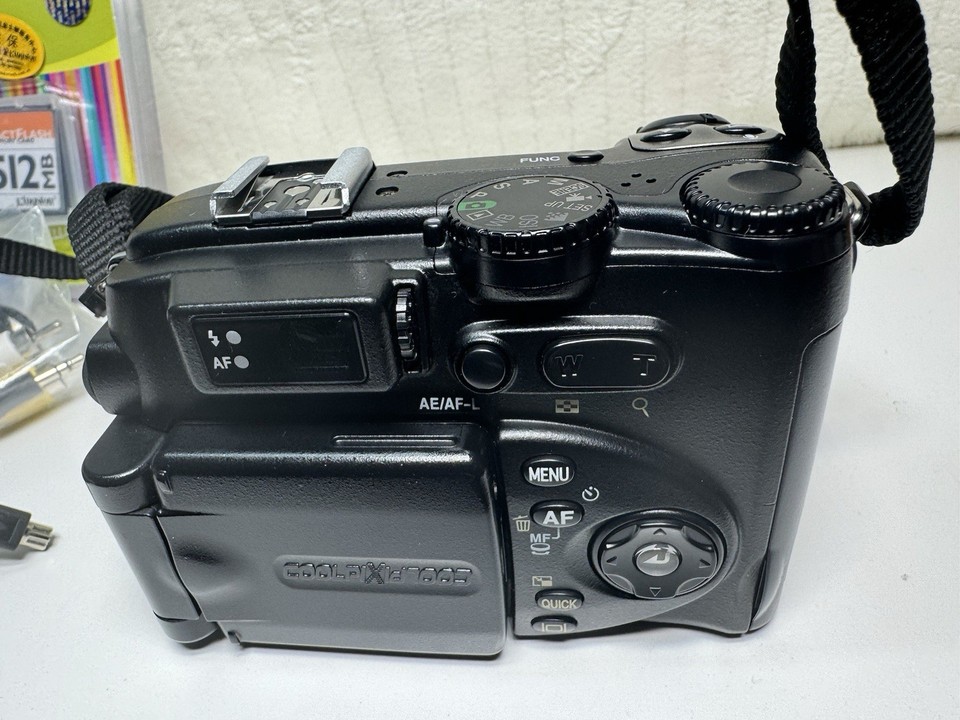 NIKON 5400 Coolpix 5.1MP Digital Camera Black W/Box Complete Tested ...